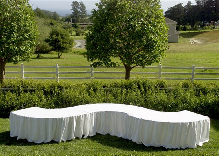 6' Serpentine Table With Linens - Alexis Party Rental