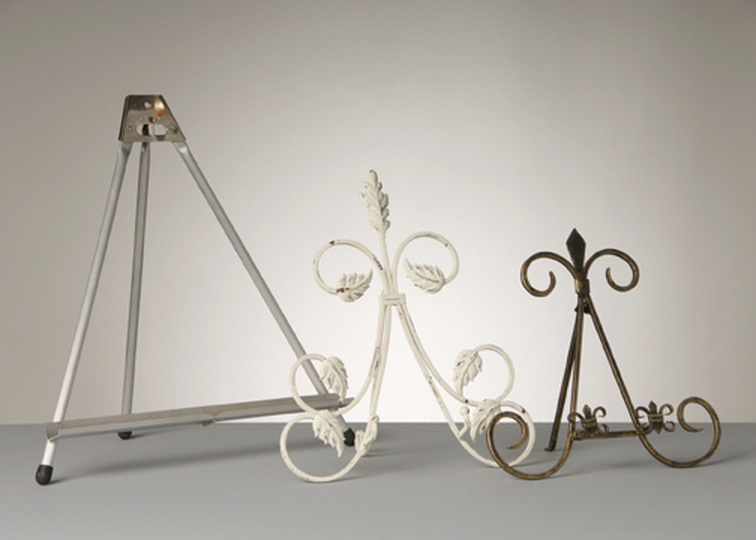 Tabletop Easels - Alexis Party Rental